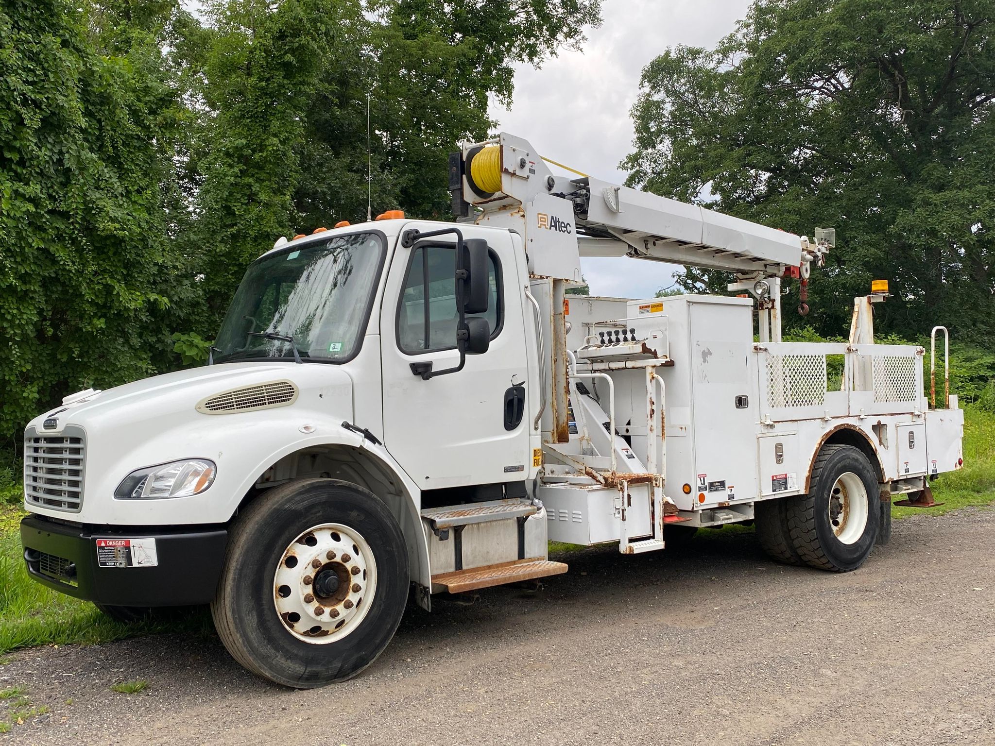 2011 Freightliner M2 106 Altec Utility Boom Crane Truck - Platinum ...