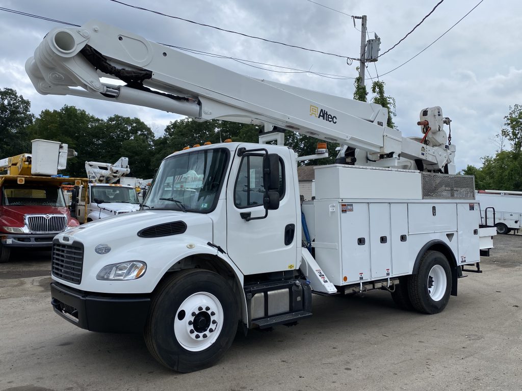 2014 Freightliner M2 106 Altec Material Handler Bucket Truck - Platinum ...