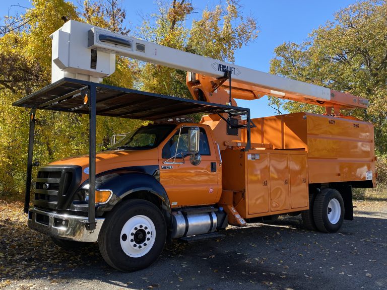2013 Ford F750 Versalift Elevator Forestry Bucket Truck - Platinum Truck and Equipment