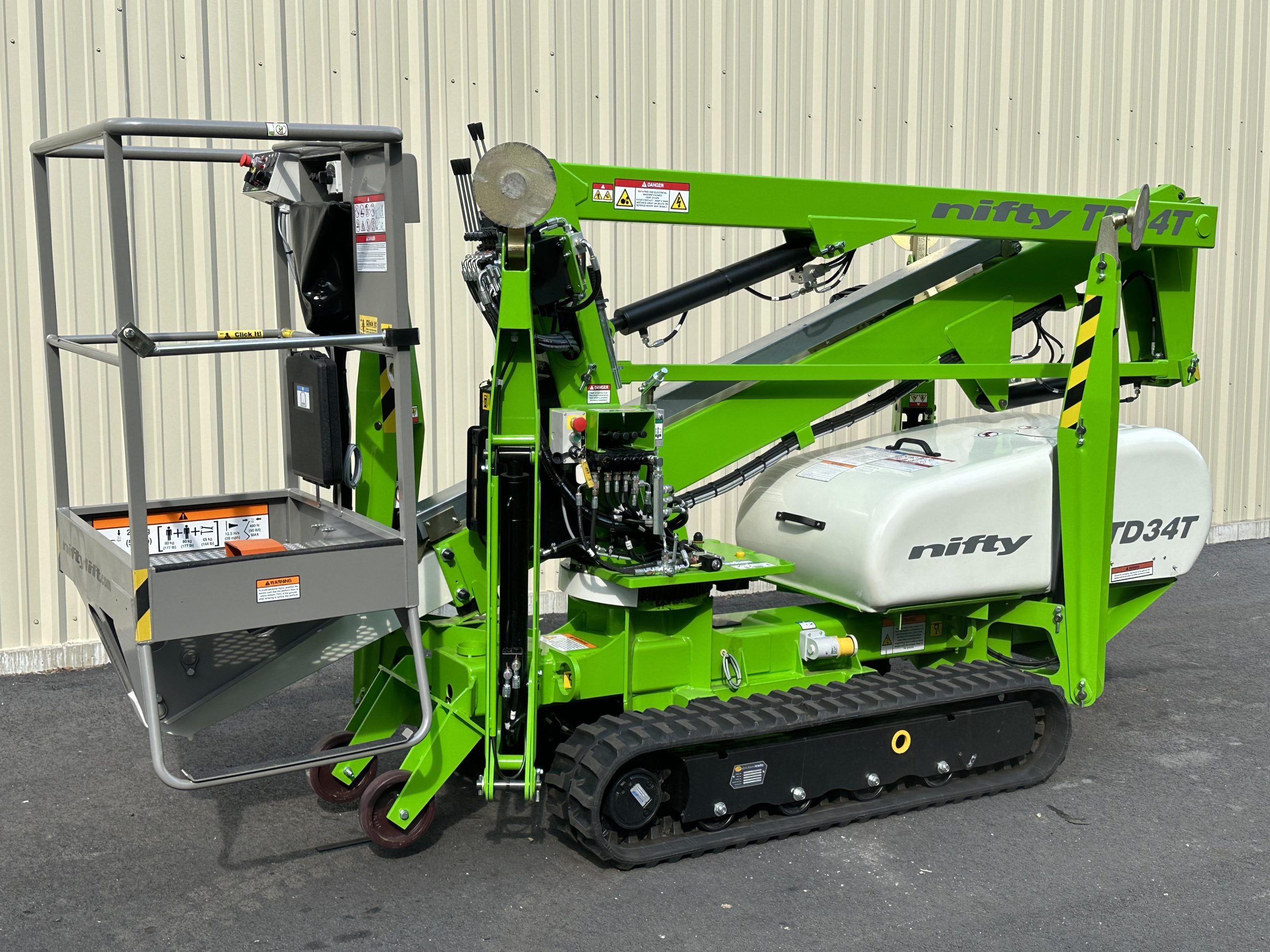 2023 Niftylift TD34TD Track Driven Lift - Platinum Truck and Equipment